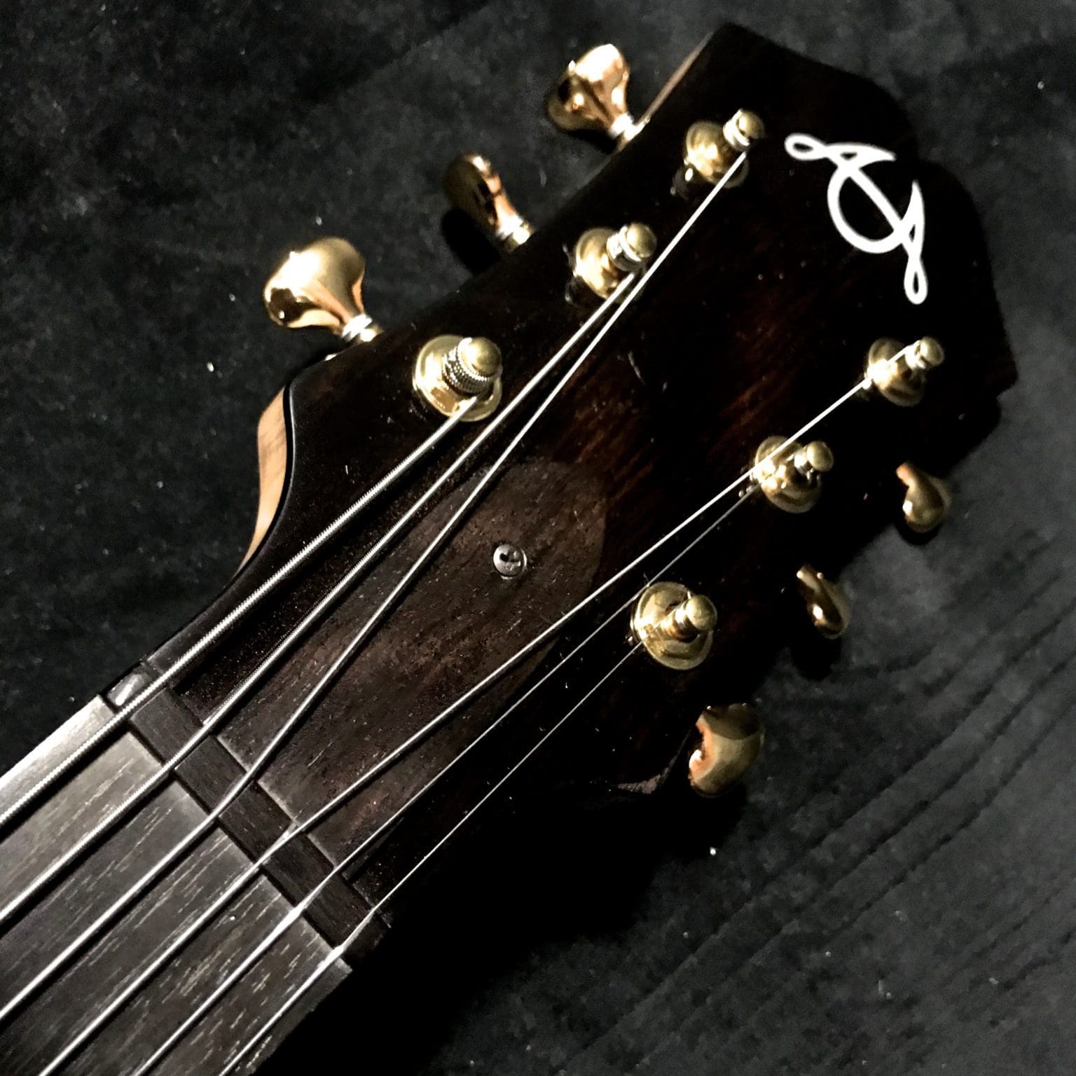 Dale Unger American Legend Carved 6 String Natural Blonde Archtop -SOLD ...