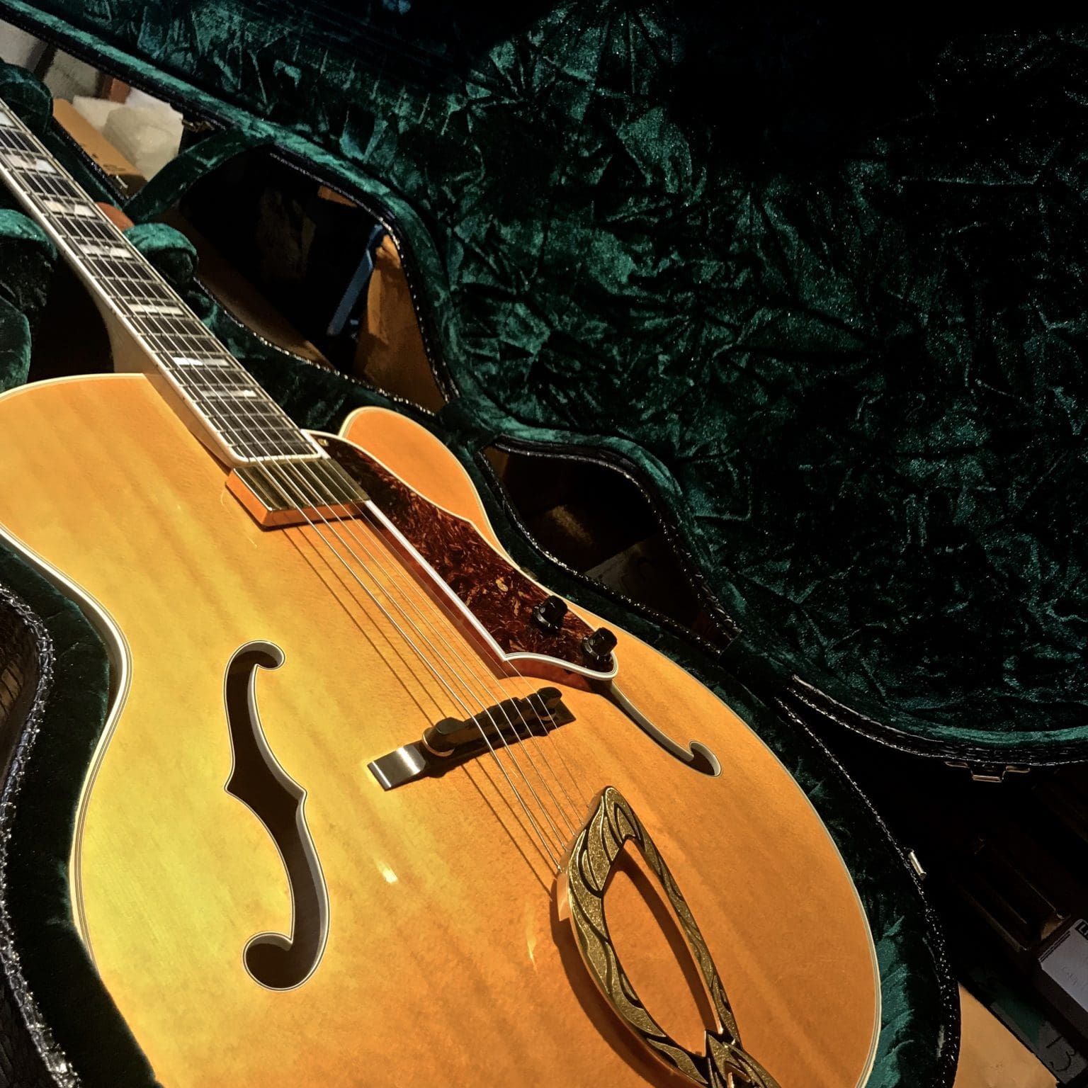 1991 Rare Custom Guild Artist Award Archtop Guitar 1 3/4″ nut width ...