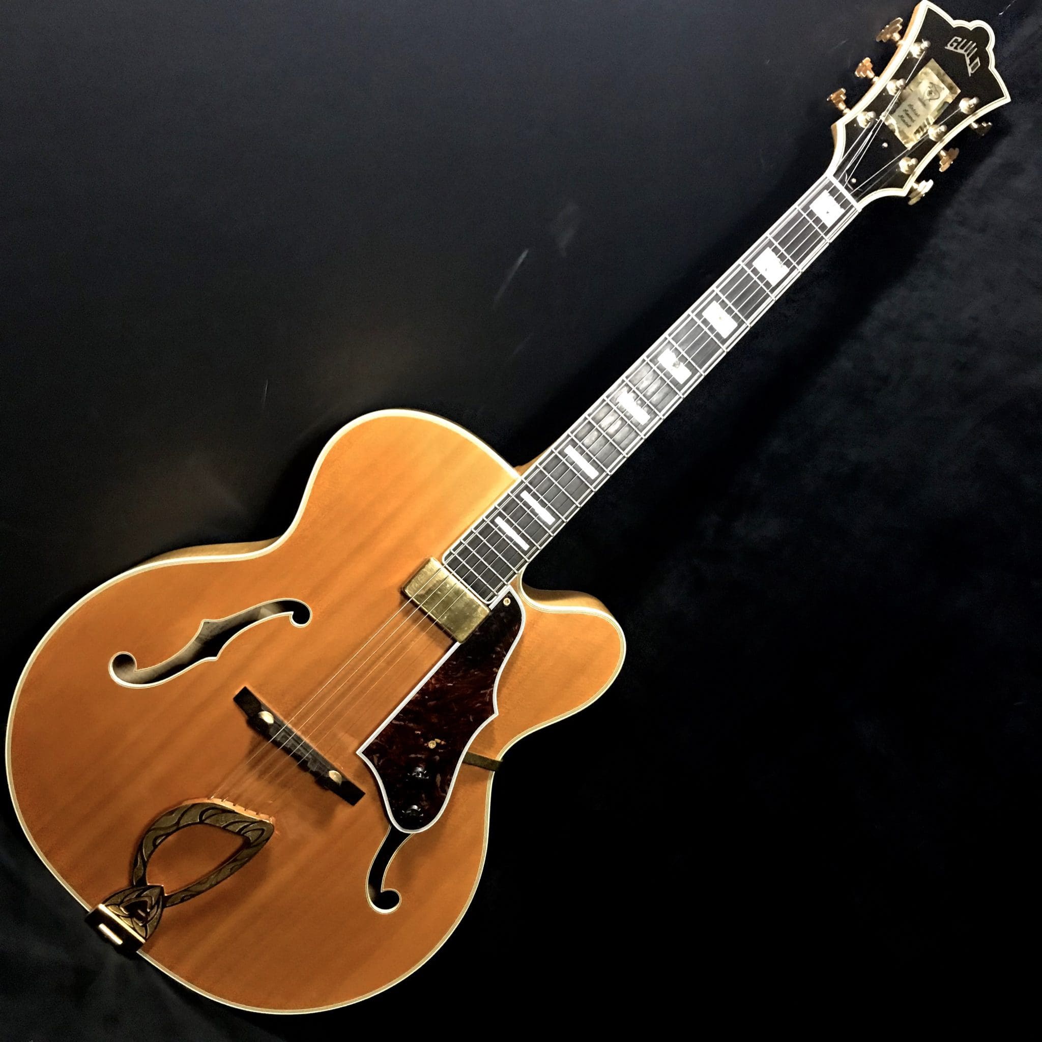 1991 Rare Custom Guild Artist Award Archtop Guitar 1 3/4″ nut width ...