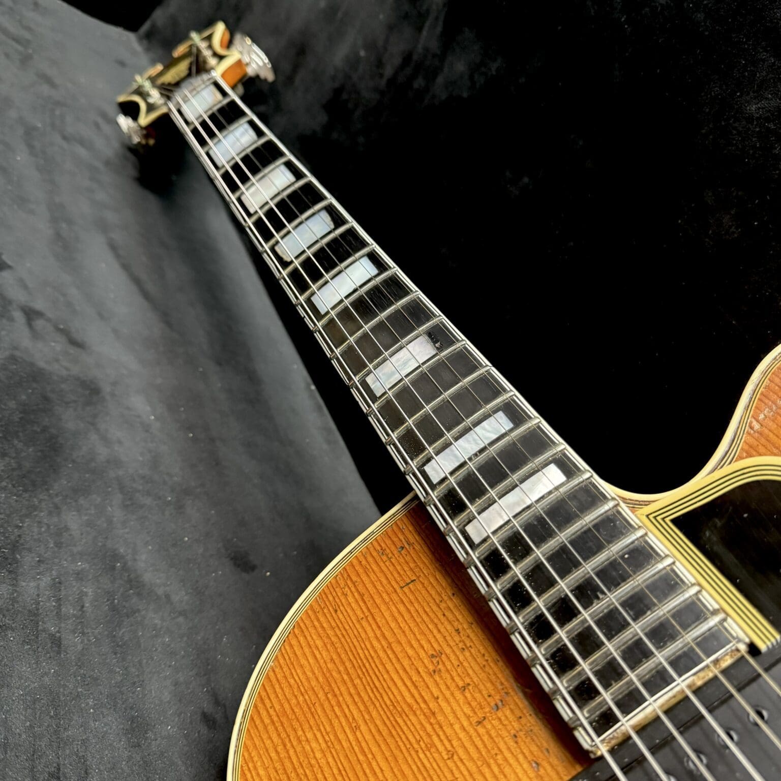 John D’Angelico 1954 RARE all original EXCEL Cutaway Blonde carved ...