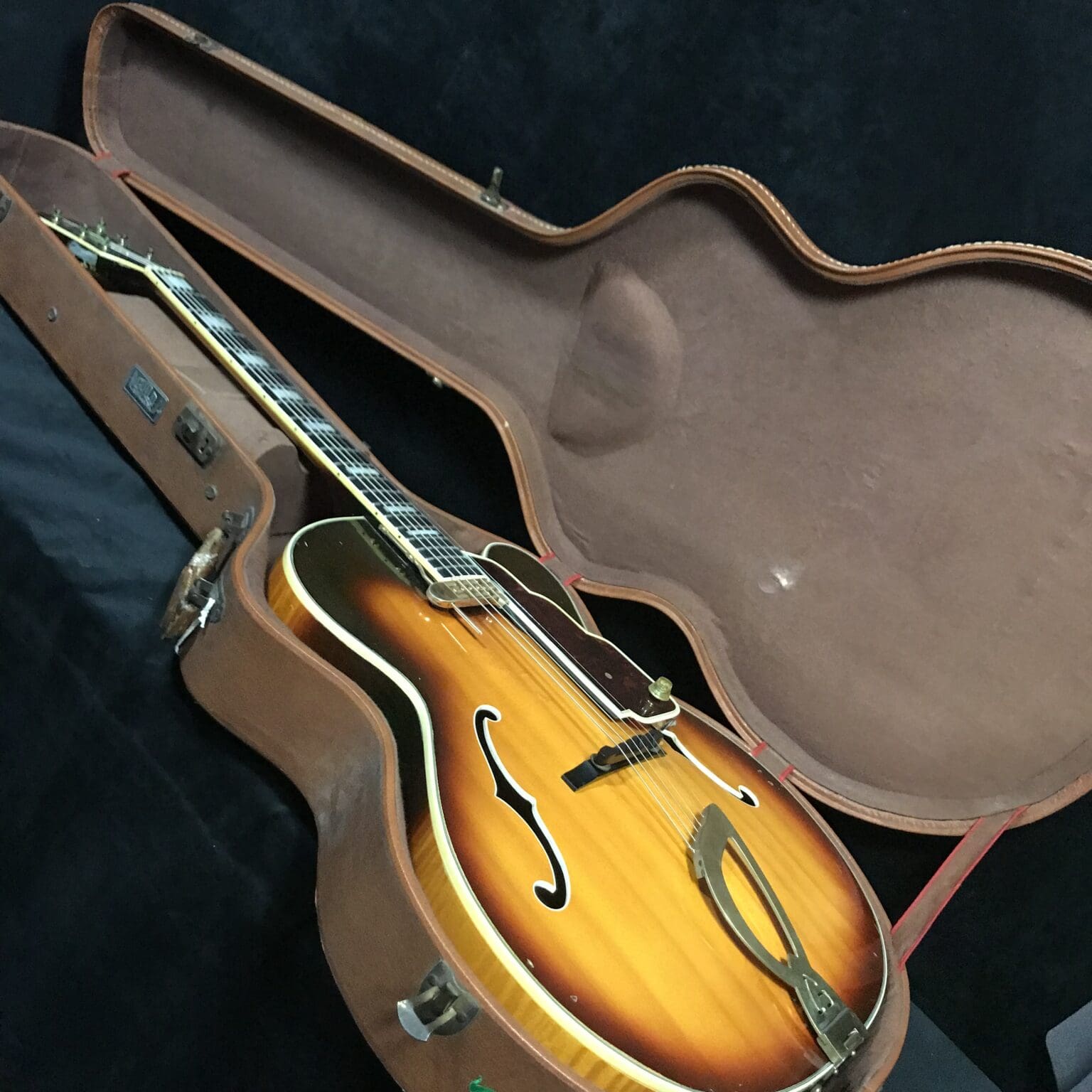 Guild A 350 Vintage Sunburst Archtop Guitar with original case #16791 ...
