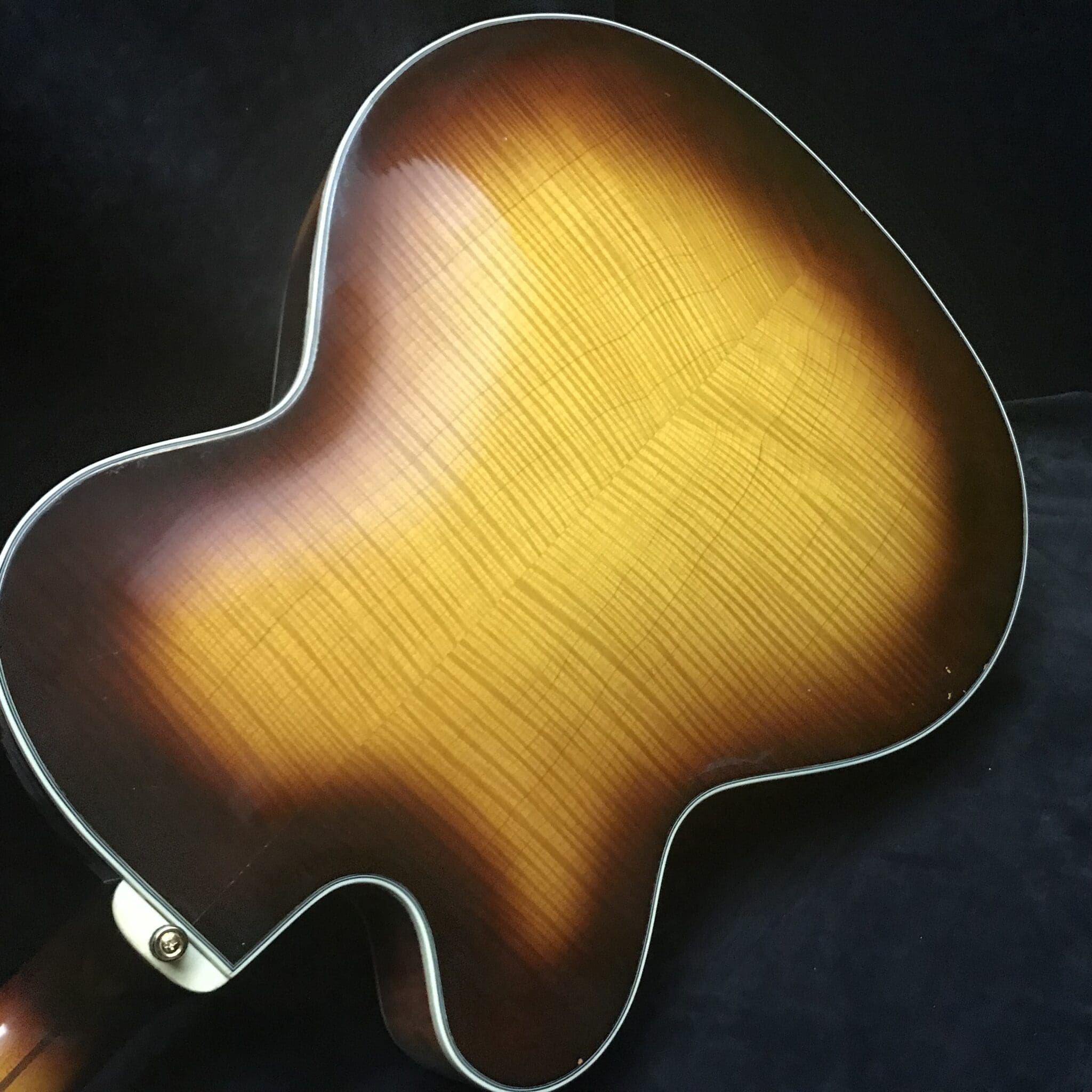Guild A 350 Vintage Sunburst Archtop Guitar with original case #16791 ...