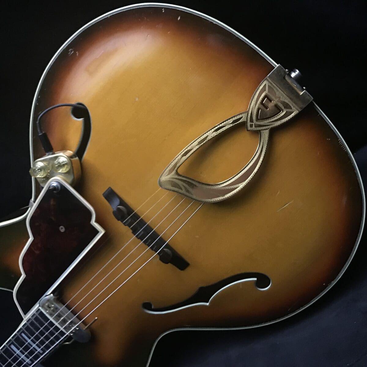 Guild A 350 Vintage Sunburst Archtop Guitar with original case #16791 ...