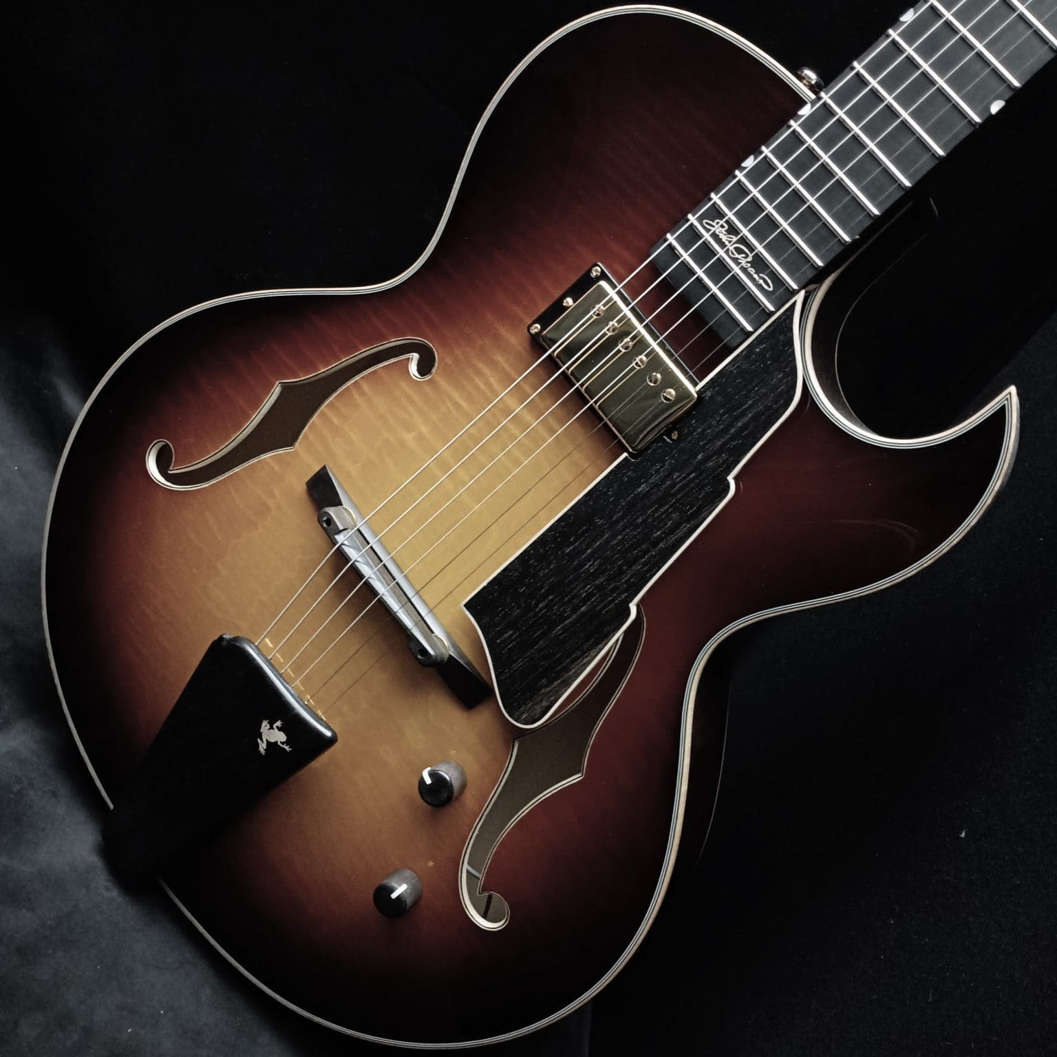 Archtop Guitars — Guitars 'n Jazz